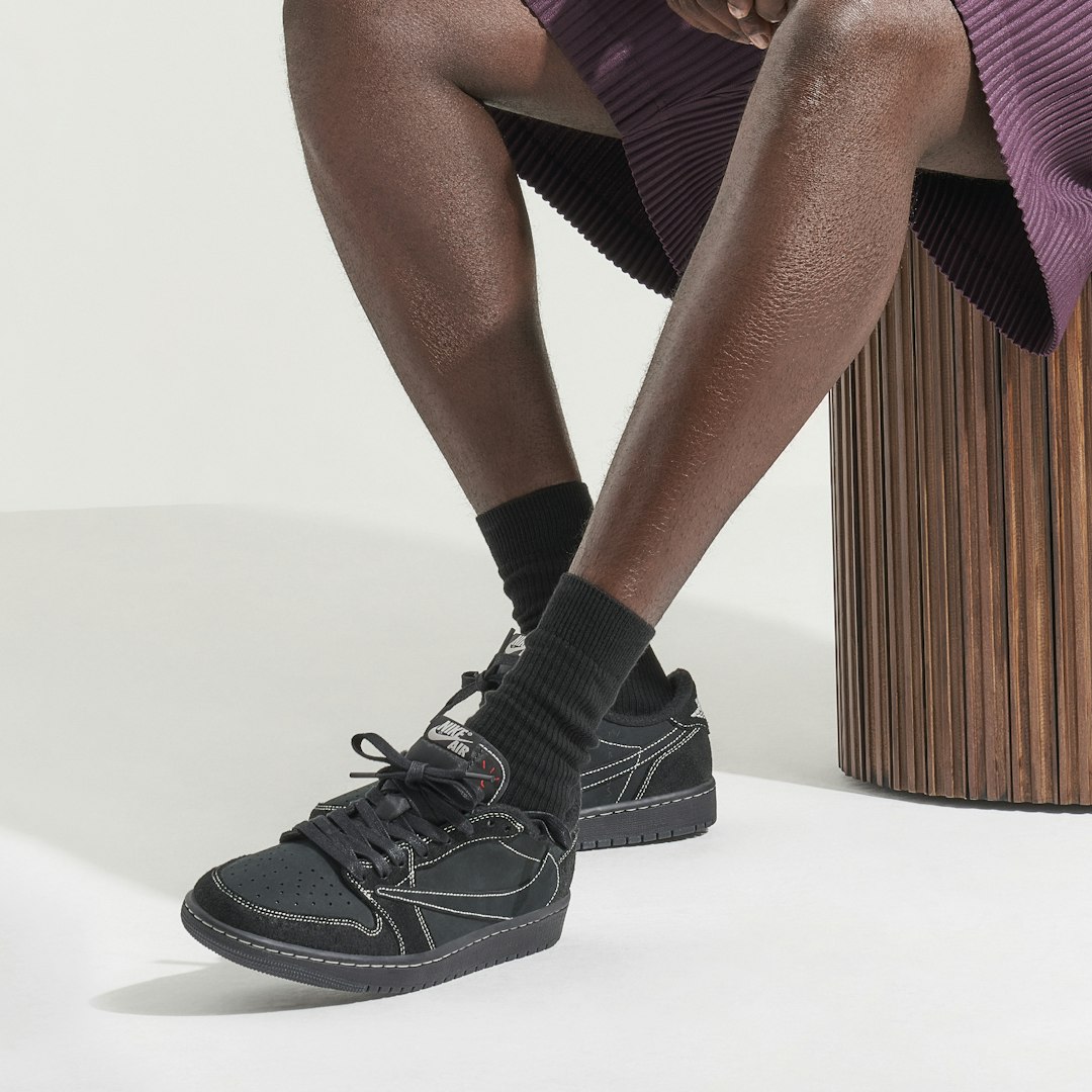 Air Jordan 1 Retro Low OG SP x Travis Scott Black Phantom | DM7866-001 ...