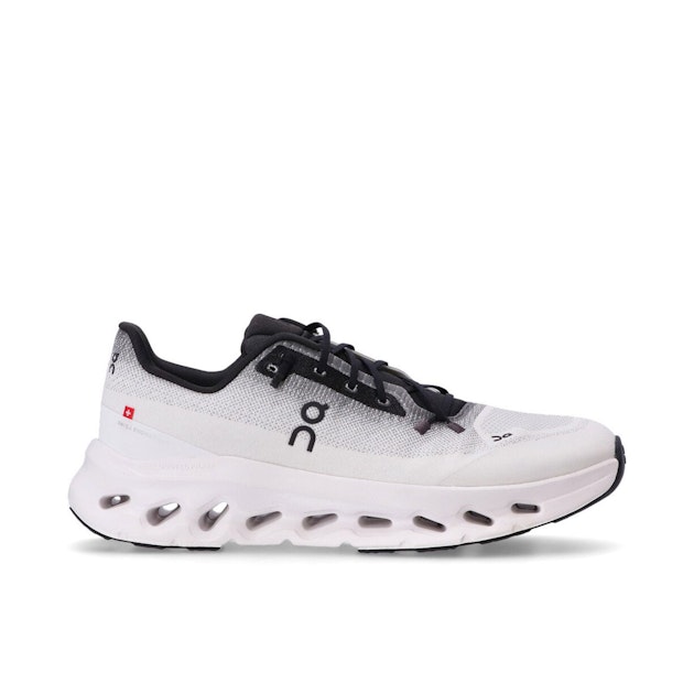 On Running Cloudtilt Black Ivory | 3ME10101430 | Laced