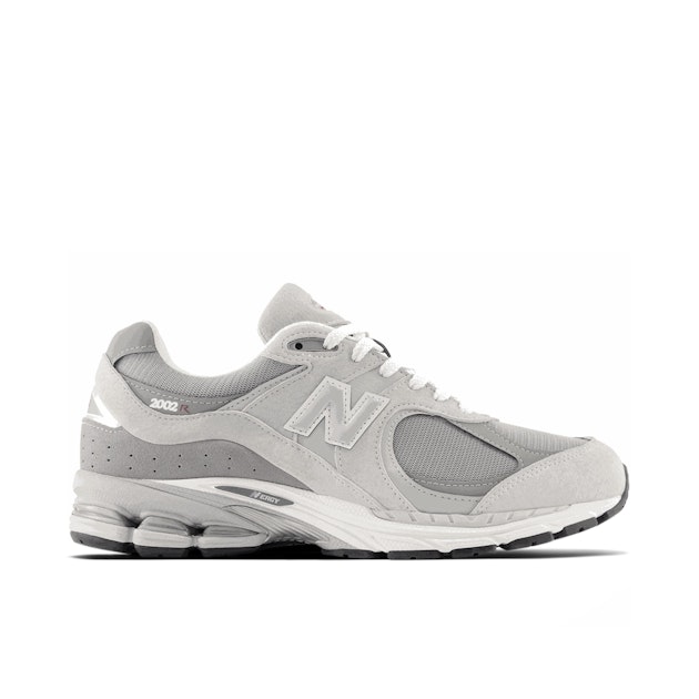 New Balance 2002r GORE TEX Concrete | M2002RXJ | Laced