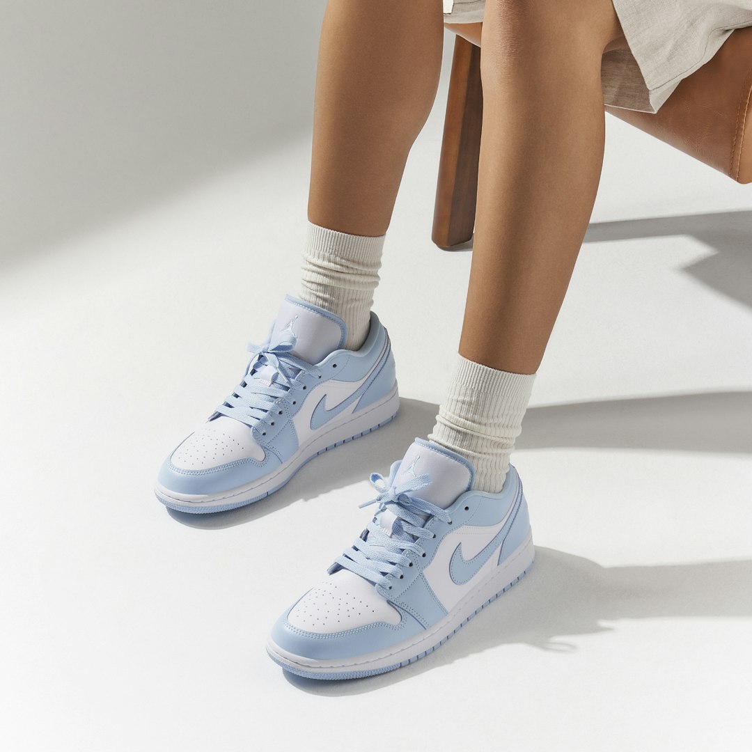 Air Jordan 1 Low Aluminum Womens | DC0774-141 | Laced