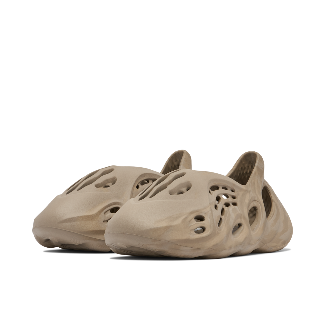 Yeezy Foam Runner Stone Sage | GX4472 | Laced