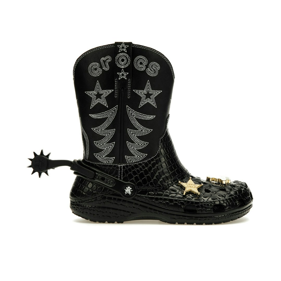Crocs Classic Cowboy Boot Black | 208695-001 | Laced