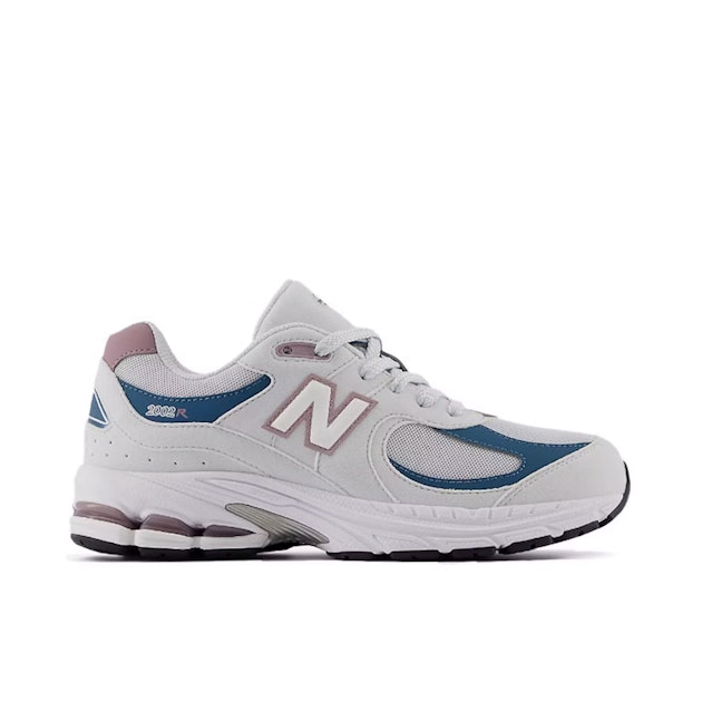 New Balance 2002R Quartz Grey GS | GC2002KA | Laced